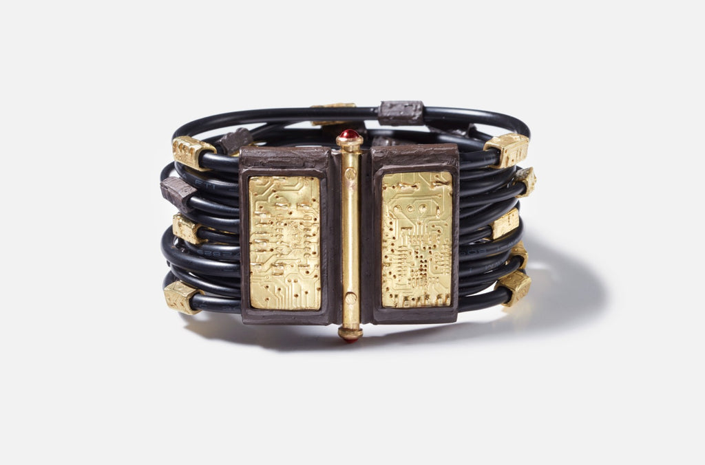 Orbit Bracelet - 18kt gold, oxidised silver and rubies – Oushaba